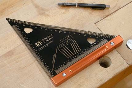 Precise marking with the Engineers Triangle 200PCB